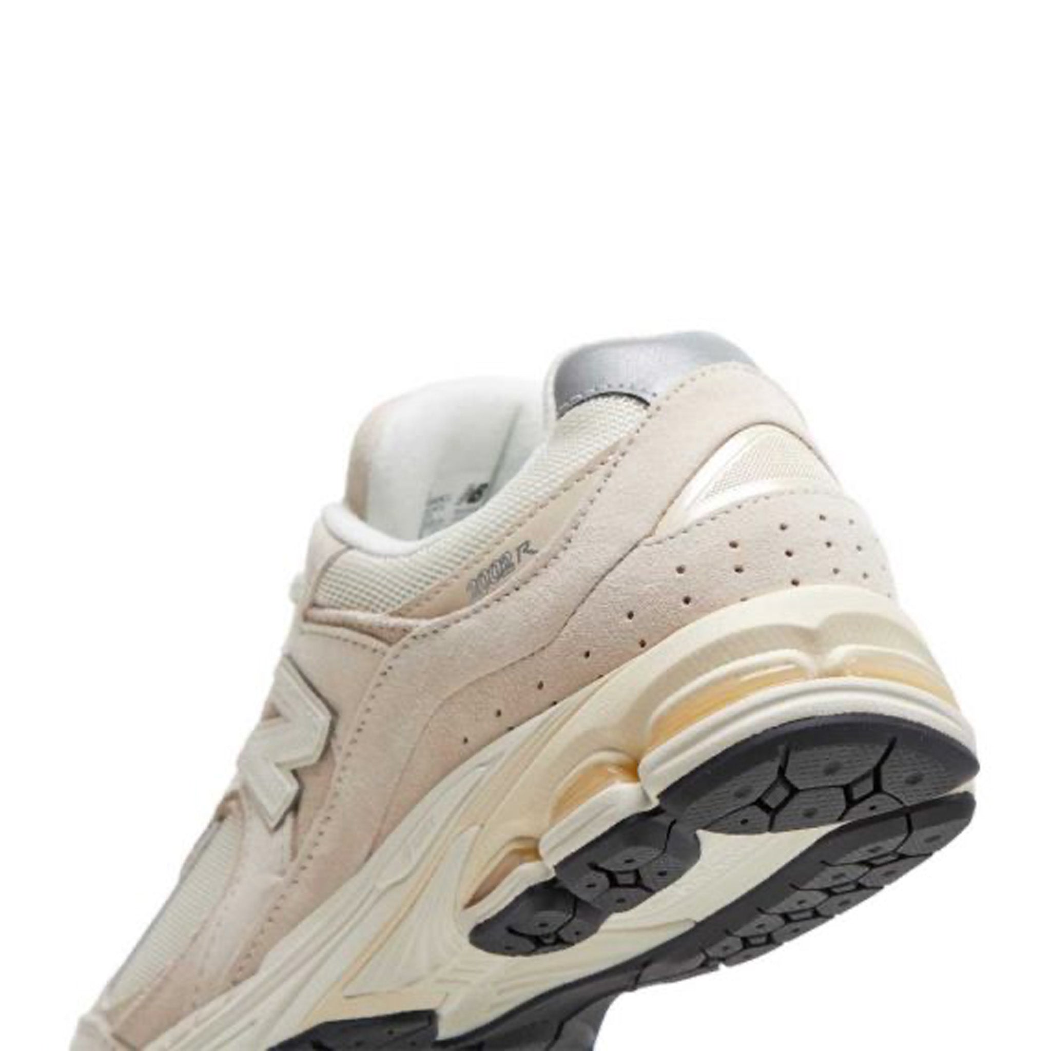 New Balance 2002R Off White – STEALPLUG KL